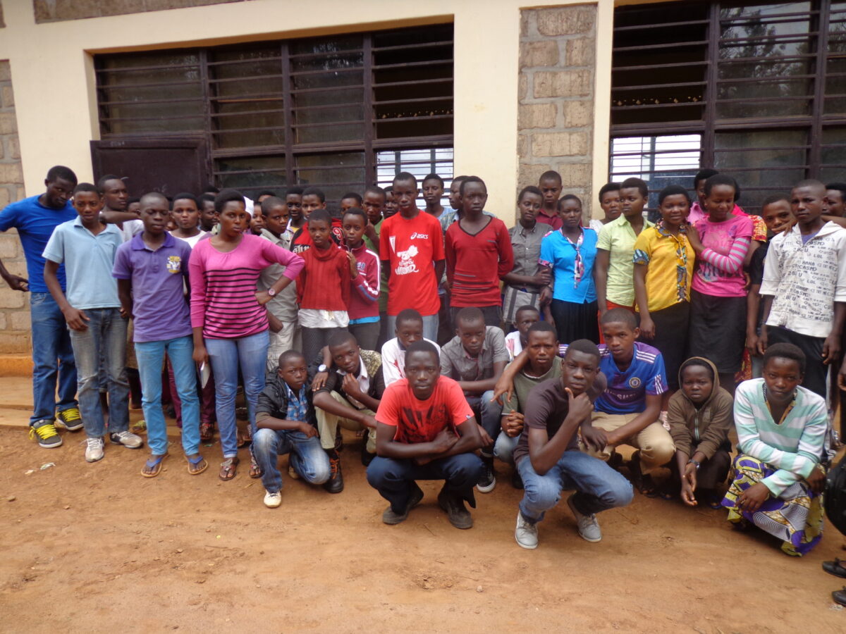 Uganda: lifting families out of extreme poverty and promoting inclusive ...